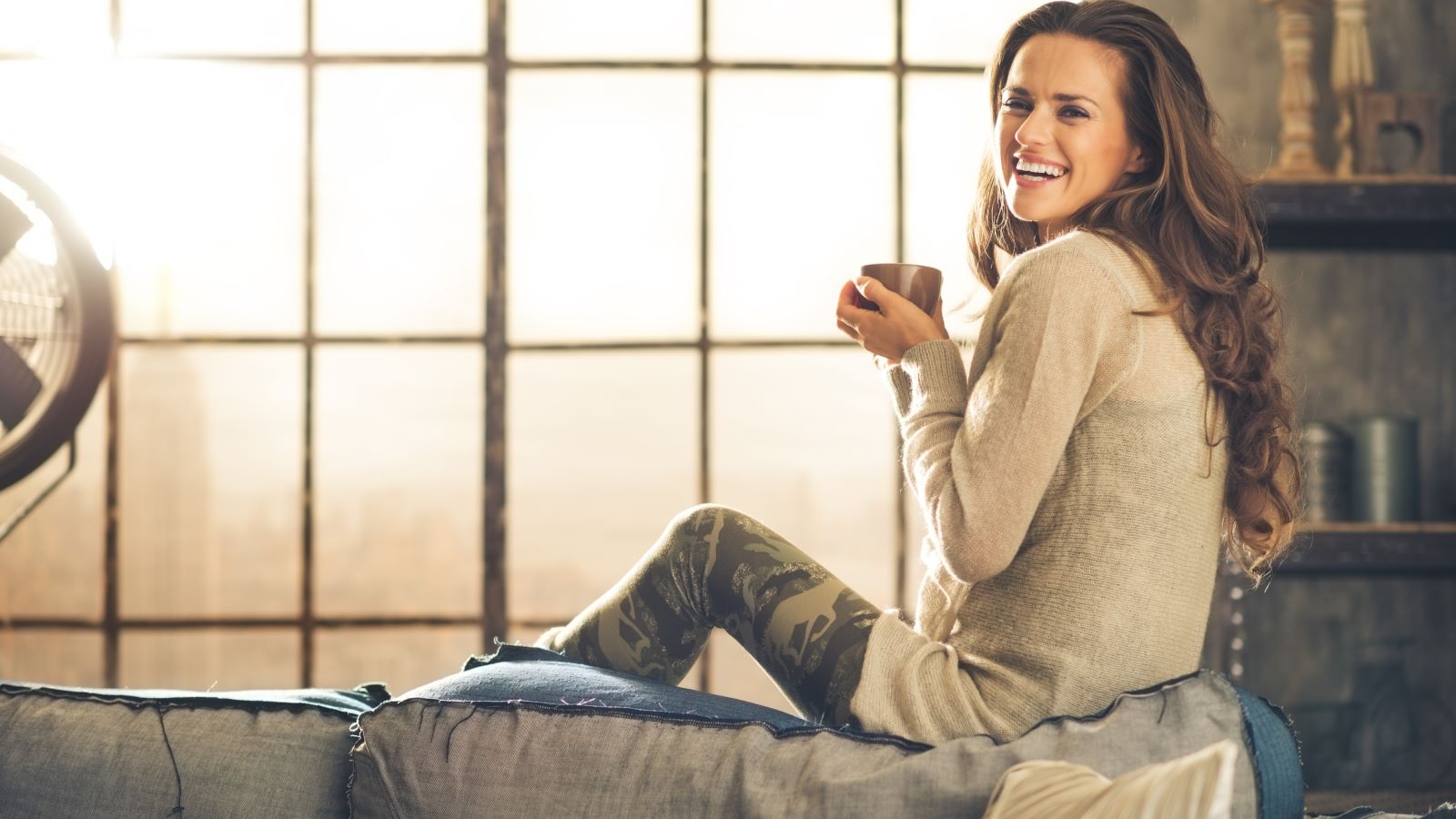 Space Savvy Style: 11 Rules for Trendy Small Living Rooms! - Pixelx Labs